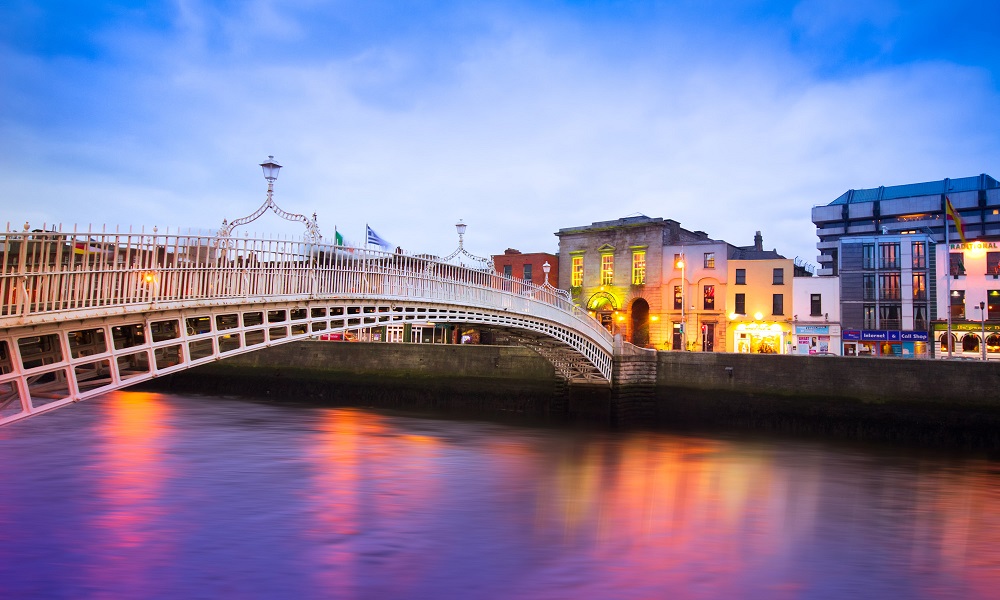 Flights Toronto (YYZ) Dublin (DUB) | Air Transat